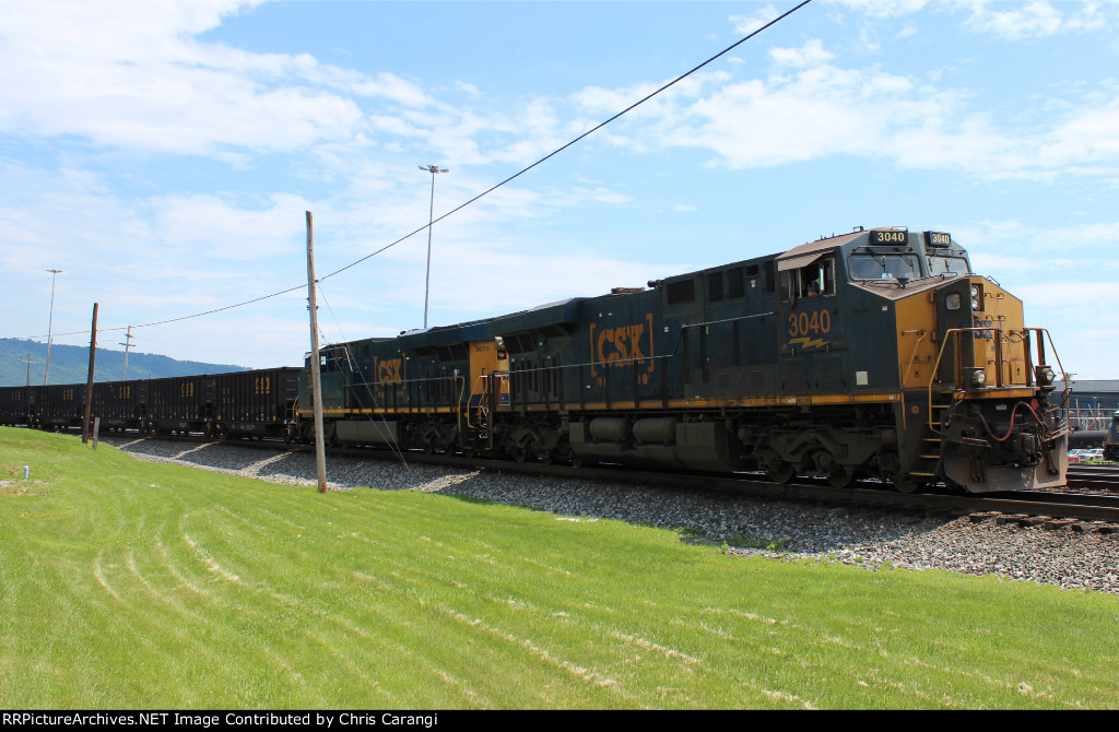 CSXT 3040 & 3049 on E723-13